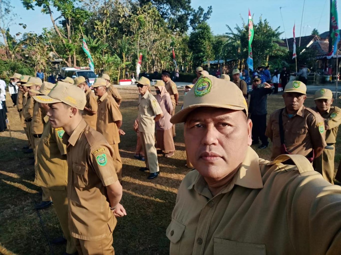Upacara Bendera Memperingati Hari Ulang Tahun Kemerdekaan Republik